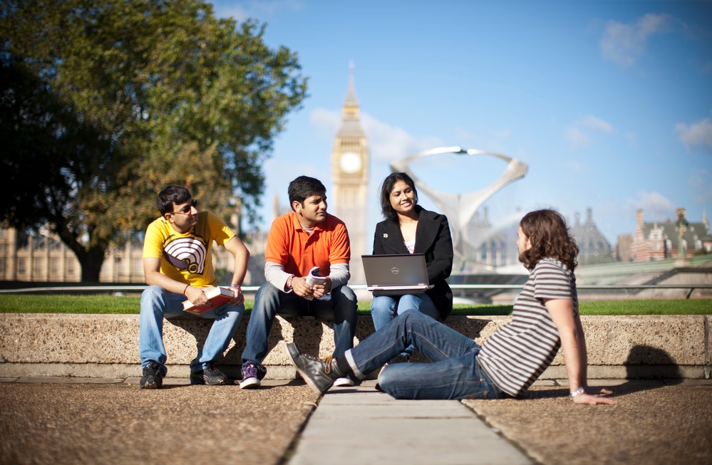 A guide to studying and living in the UK | British Council